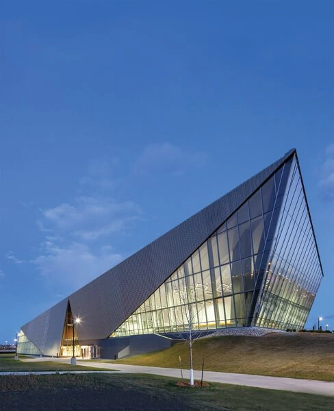 Case Study: Contract Admin Software at Clareview Rec Centre